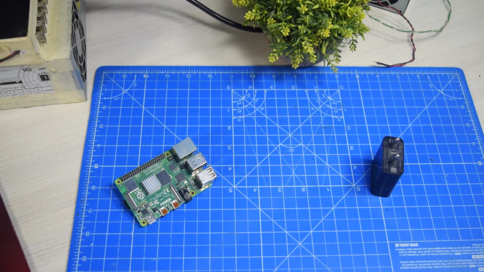 Raspberry Pi Low Voltage Warning: What to Do? - ElectronicsHacks